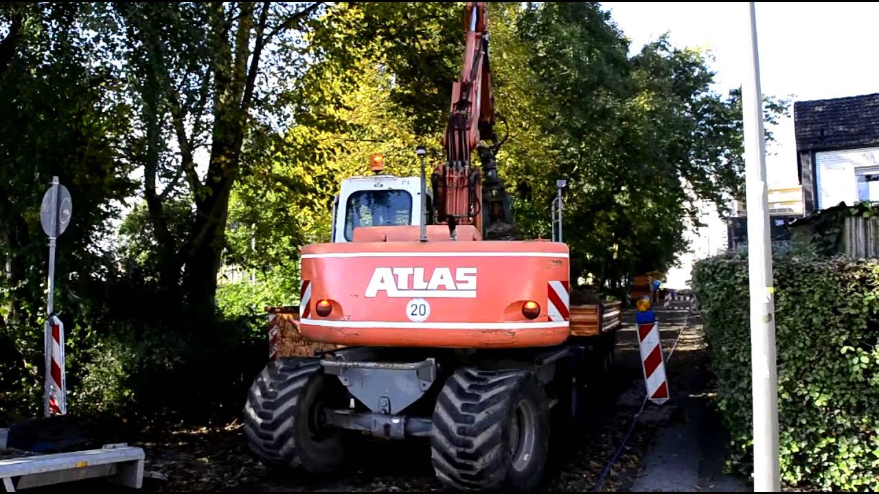 Atlas 1304 M - YouTube