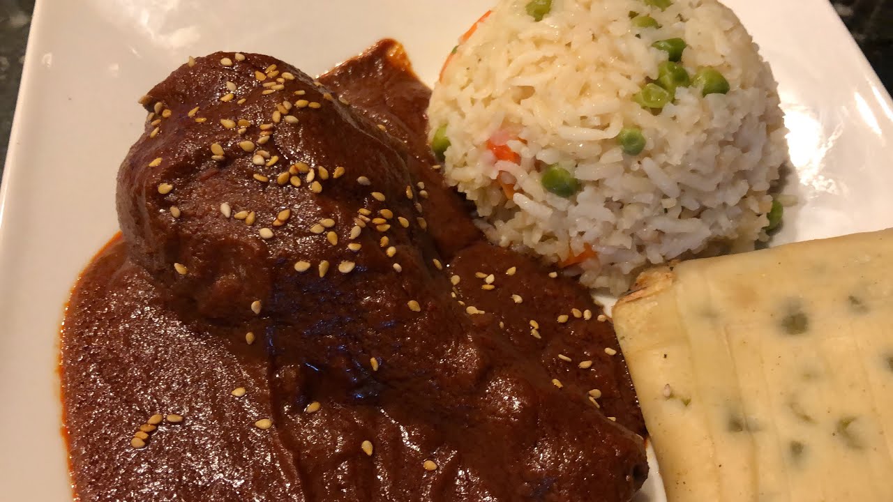 Mole Rojo Tradicional Mexicano - YouTube
