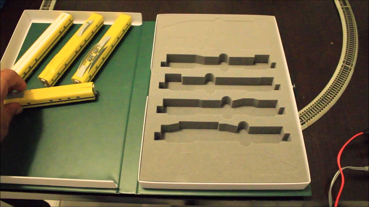 Kato Doctor Yellow: Overview and Features - A Hobby Adventure ! - YouTube