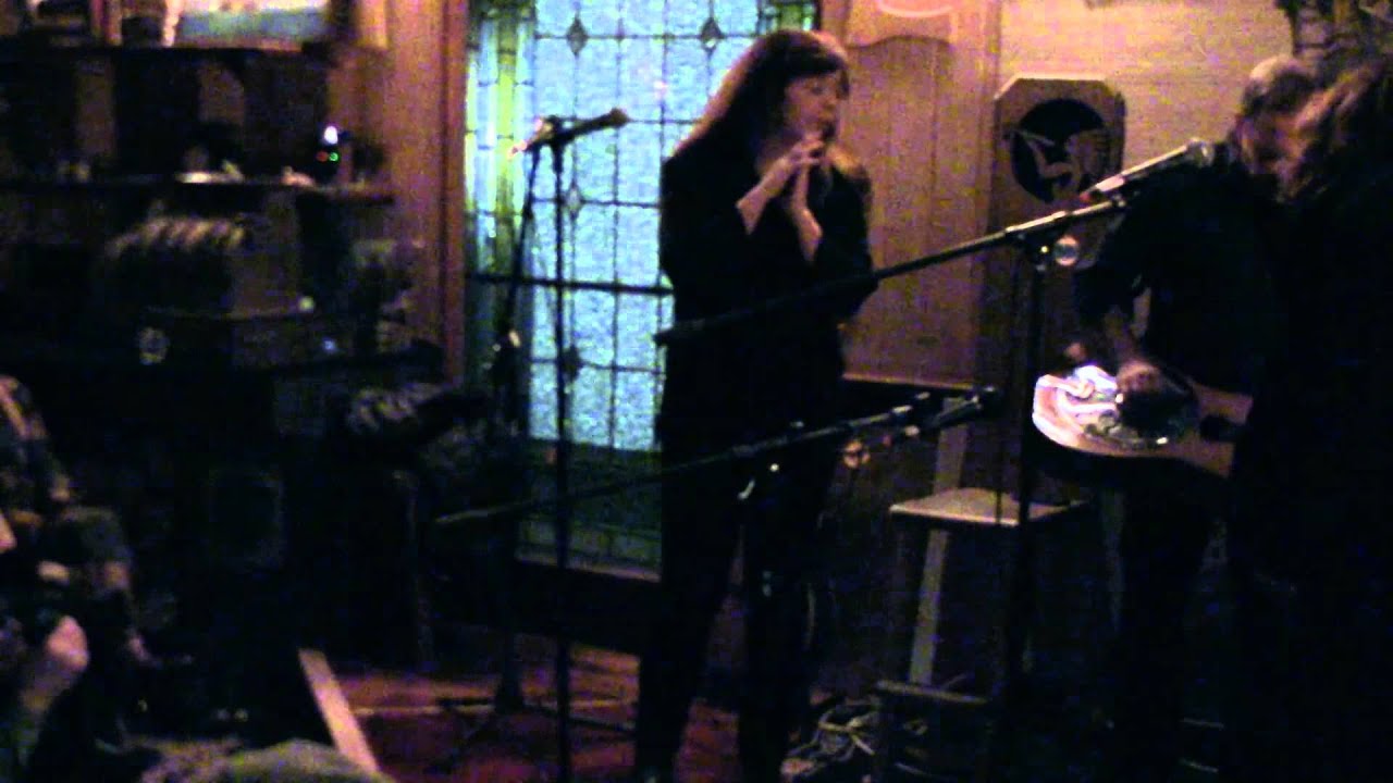 The Burns Sisters / Kate Purcell 2014-03-21 New Park Part 1 1080p ...