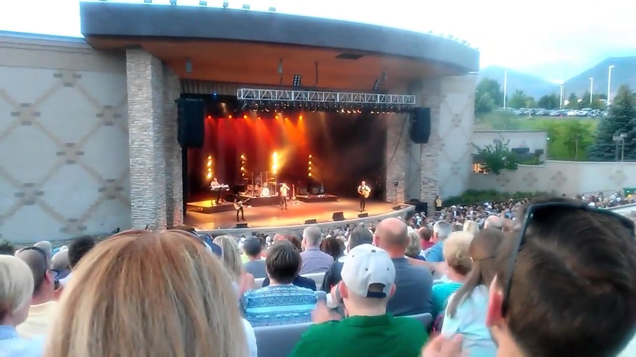 Air Supply - "One Glass Eye" (Graham's solo) at the Sandy Amphitheater ...