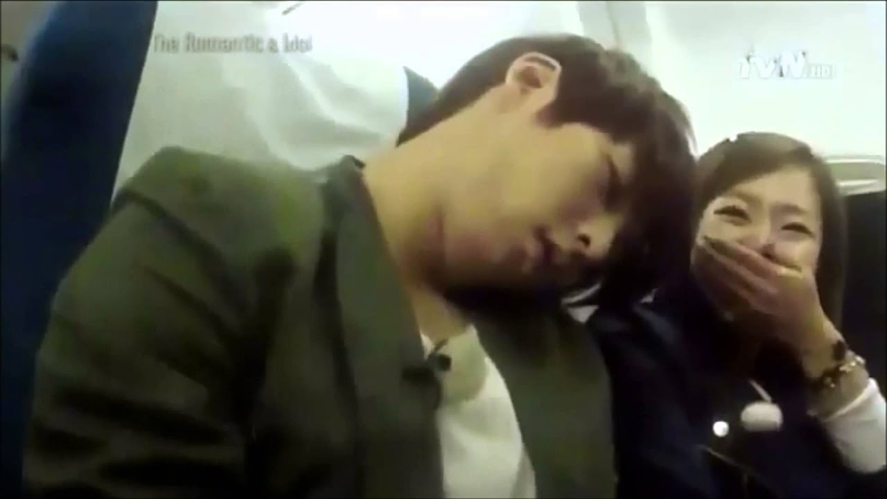 The Romantic and Idol Yewon and Minhyuk cute moments - YouTube