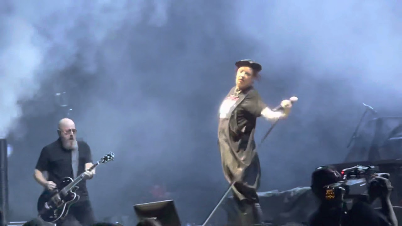 Garbage - “Vow” live September 25, 2021 Ridgefield Washington - YouTube