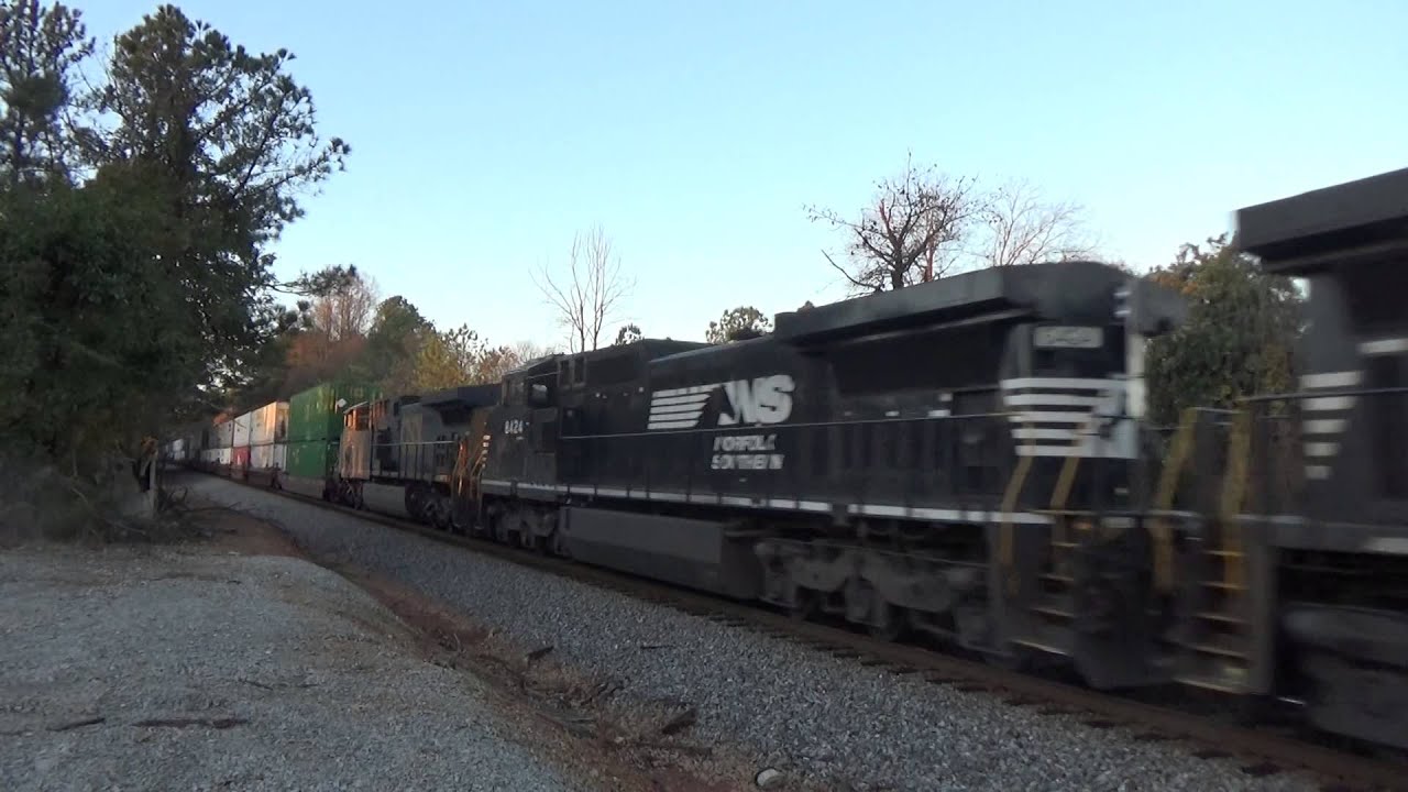 NS train 9144 w/ CSX in 3rd & Happy Thanksgiving! Duluth GA 11-26-2015 ...