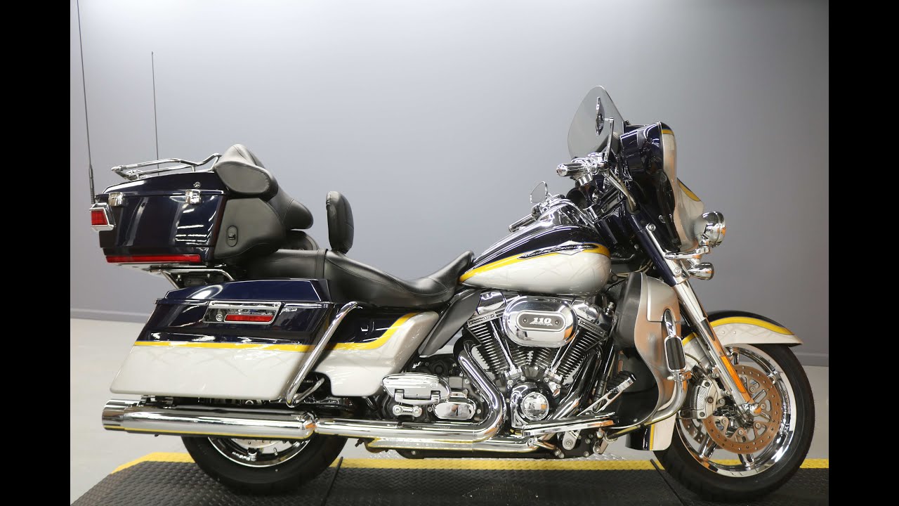 Used 2012 Electra Glide Ultra Classic FLHTCUSE7 CVO Screamin Eagle ...