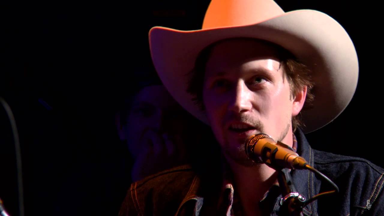 eTown Exclusive - On-stage Interview with Del Barber - YouTube