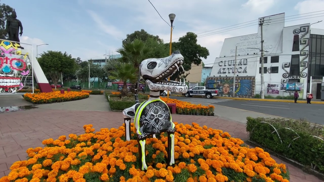 Ofrenda en la Pirámide de Ciudad Azteca - Ecatepec - YouTube