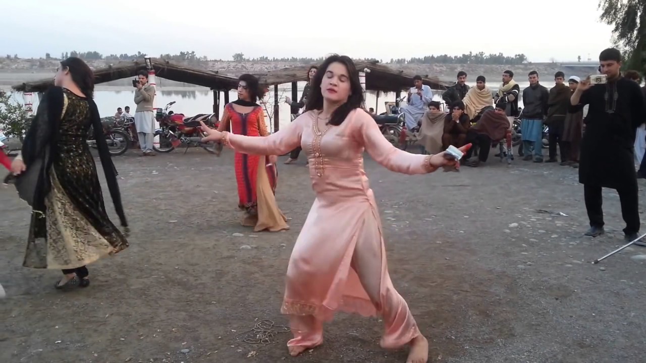 Sawabi Dance - YouTube