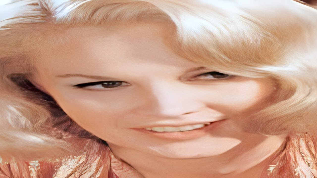 Carroll Baker: A Superstar From a Forgotten Era Barely Anyone Remembers ...