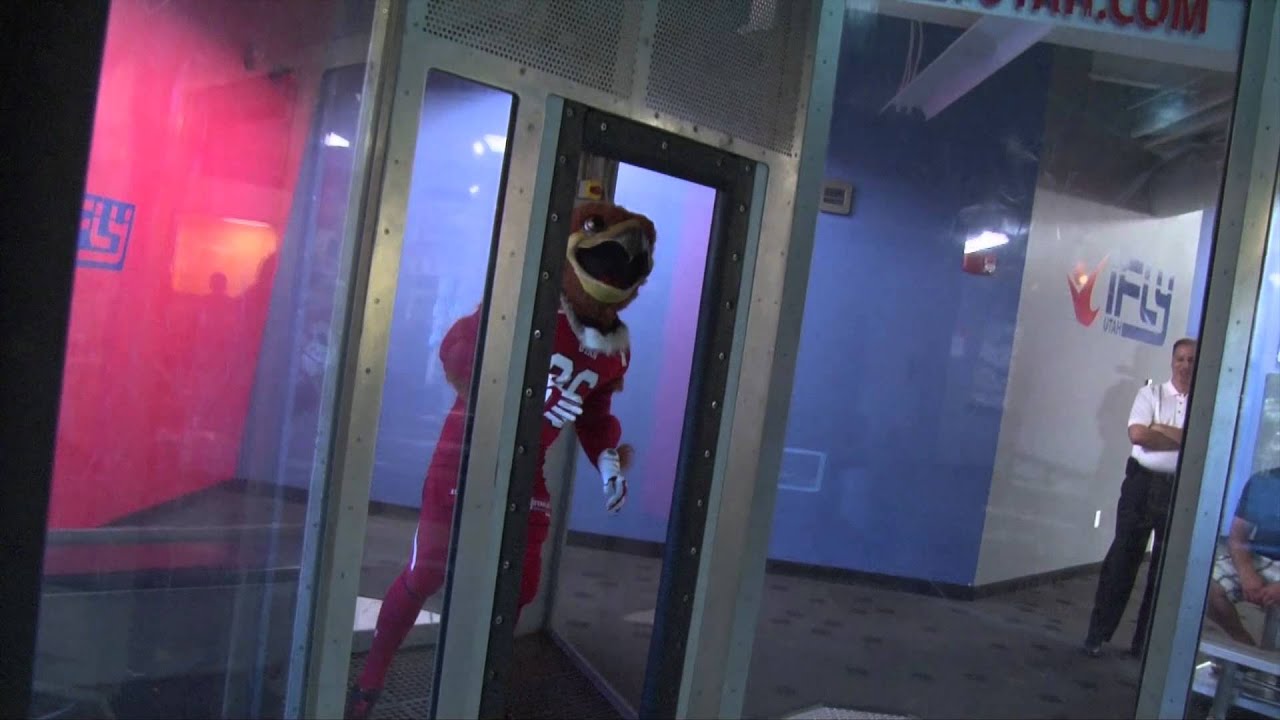 University of Utah's Swoop Goes Skydiving - YouTube
