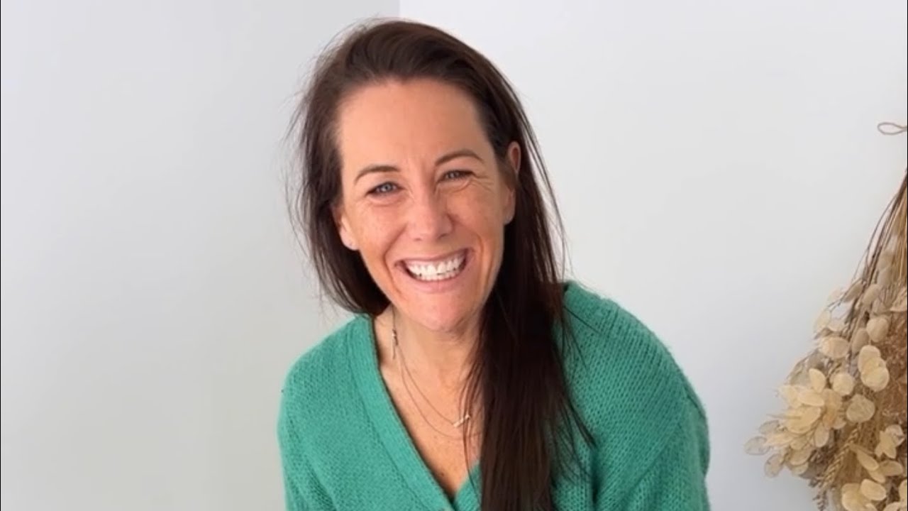 GENIUS app IDEA #couplecomedy - YouTube