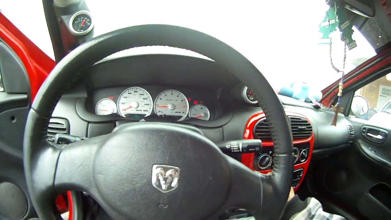 01 Neon swap SRT-4 - YouTube