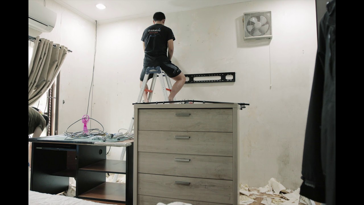 Timelapse ripping the wallpaper - In 15 seconds - YouTube
