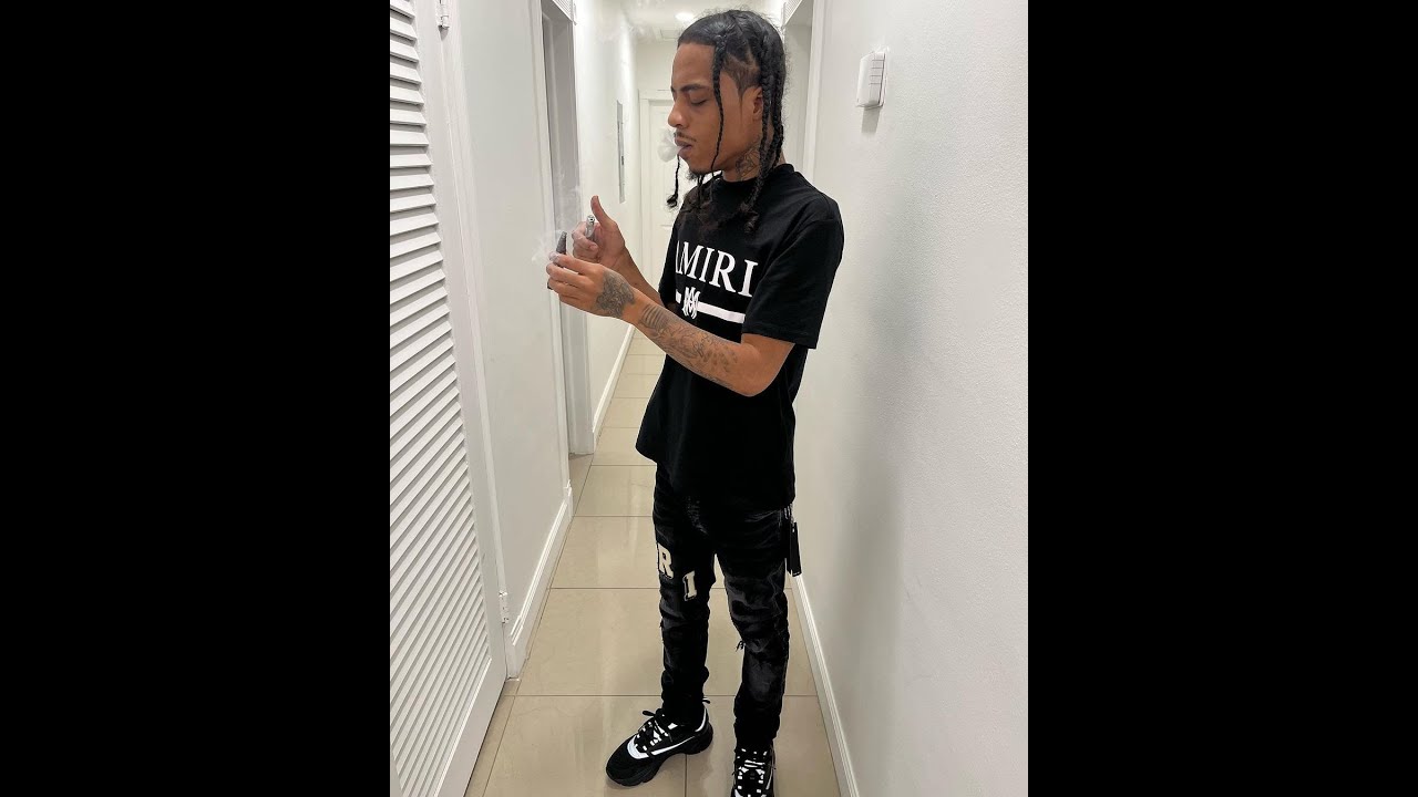 (FREE) Screwly G x Chief Keef Type Beat "Sliding" (prod.ydl) - YouTube
