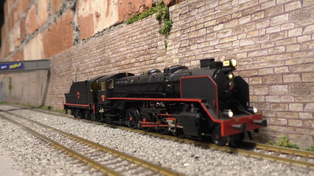 A new spanish steam loco at Jubilee Road - YouTube