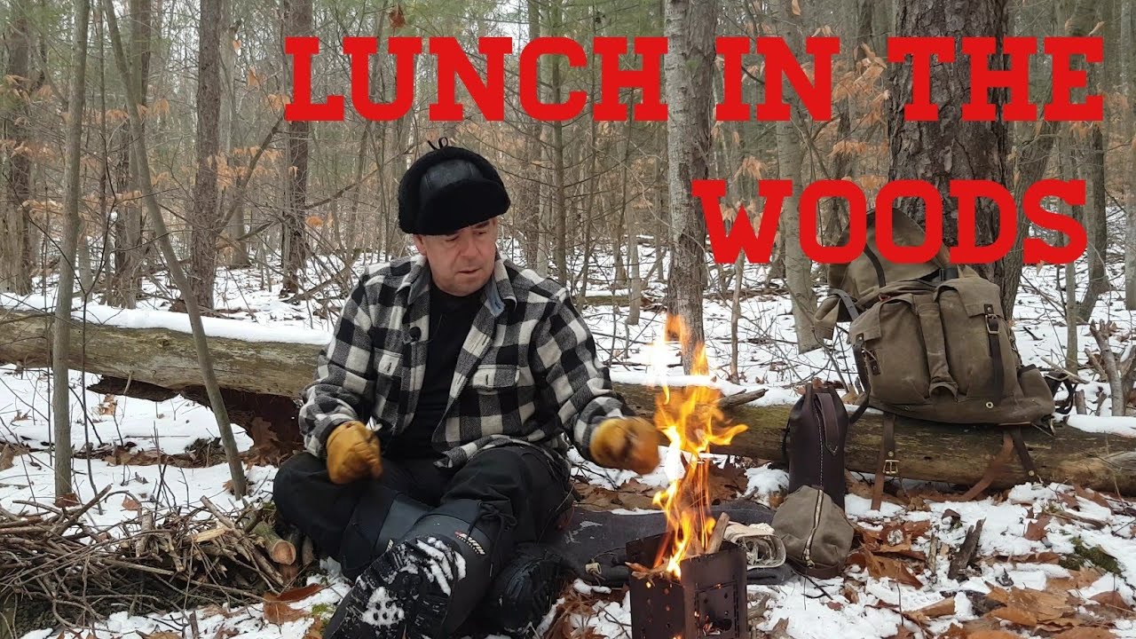 Bushcraft Lunch,Stuffed Bannock, Channel Update ! - YouTube