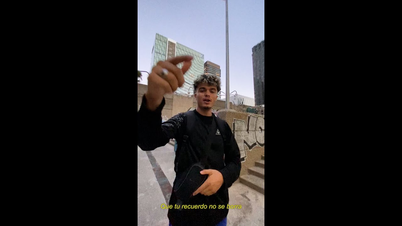 Azel - Úsame [Vertical Video] (Shot on iPhone) - YouTube Music