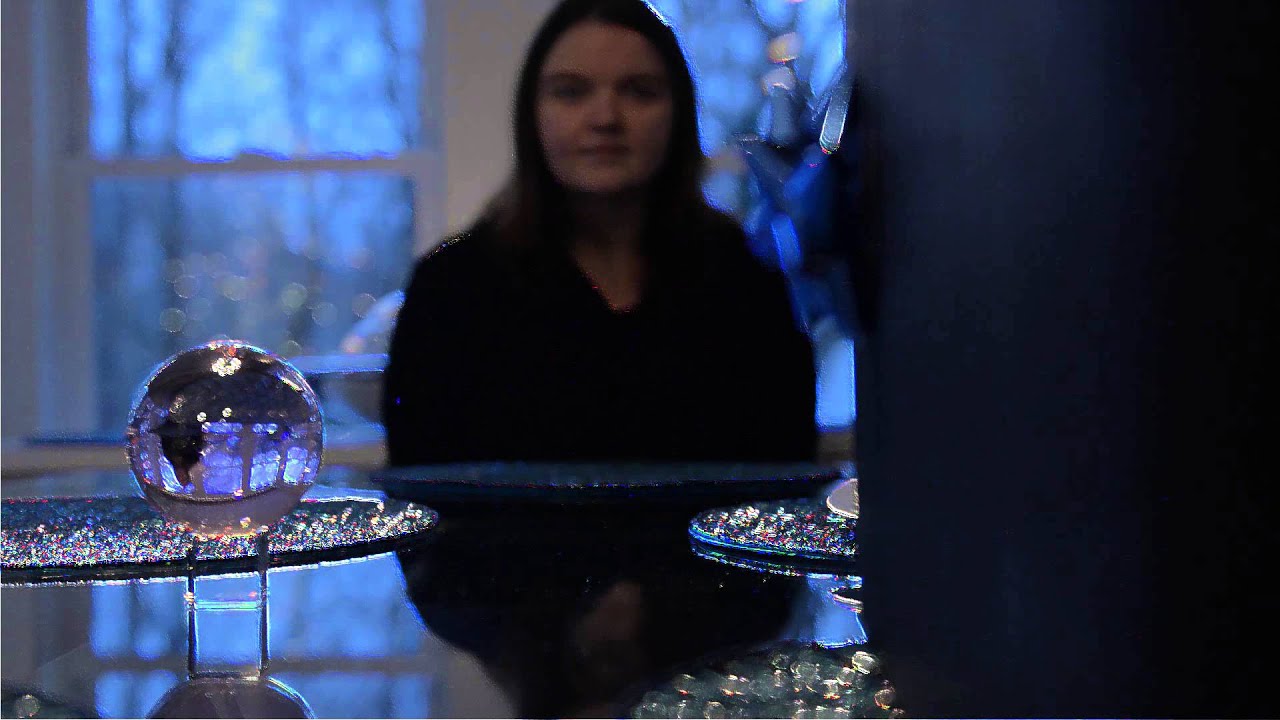 Pull focus clip using motion 5 - YouTube