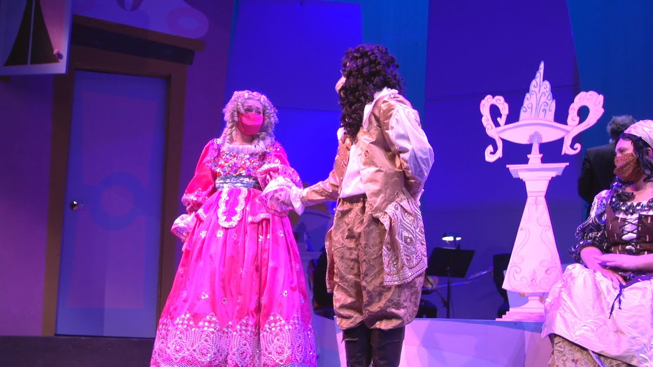 Staging an Opera - YouTube