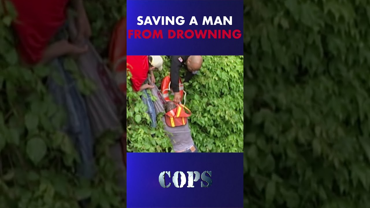 Officers rush to save a man from drowning 🏊🏻 #Shorts #CopsTVShow #Cops ...