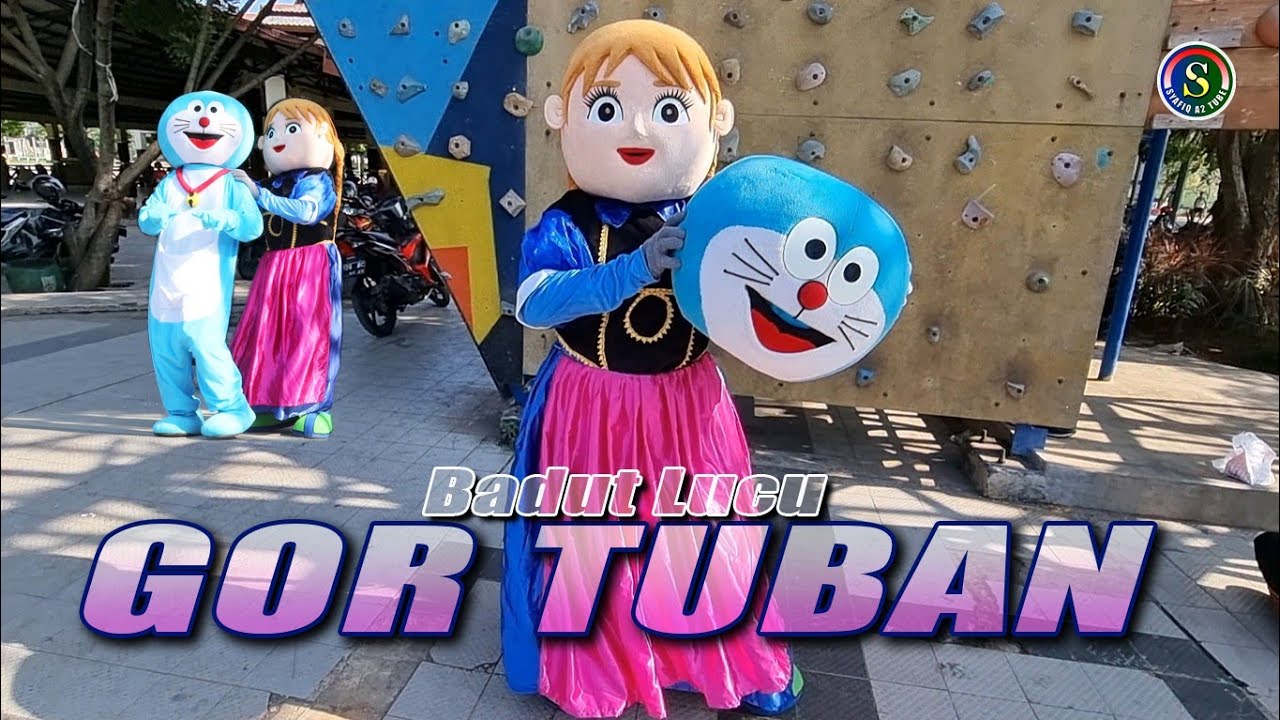 Badut GOR TUBAN Lucu GOKIL ~ Badut ELSA FROZEN vs Badut DORAEMON - YouTube