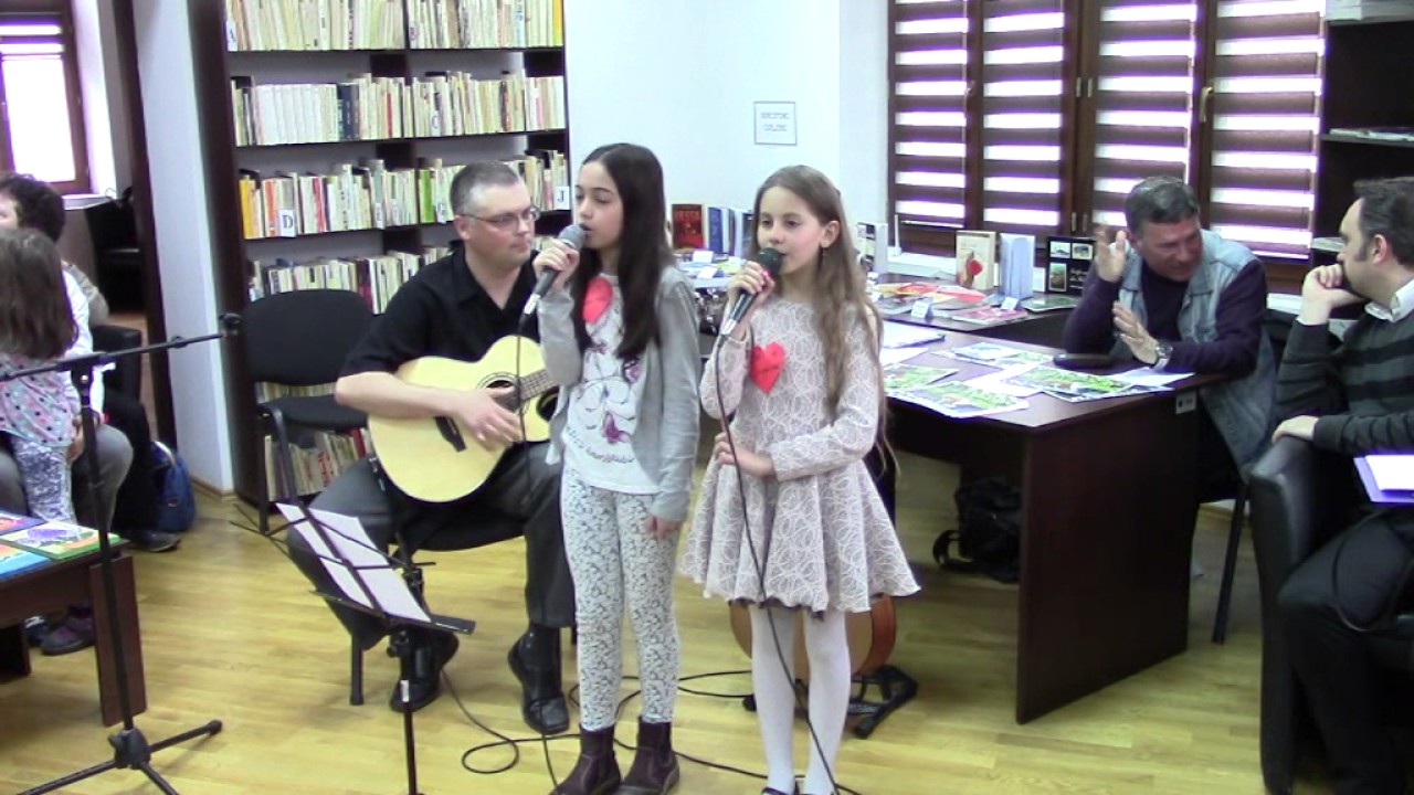 Ana Maria Anghel Carina Codleanu Un cântec istoric Codlea 10 martie ...