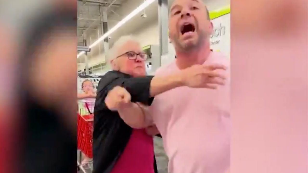 Dollar Tree Manager Fights With Angry Karen!! - YouTube