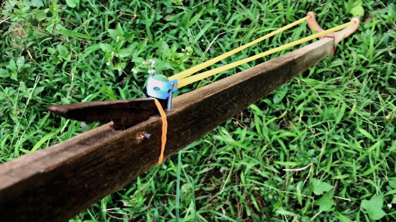 Unbelievable DIY : How to Make an Incredibly Strong Wooden Slingshot ...