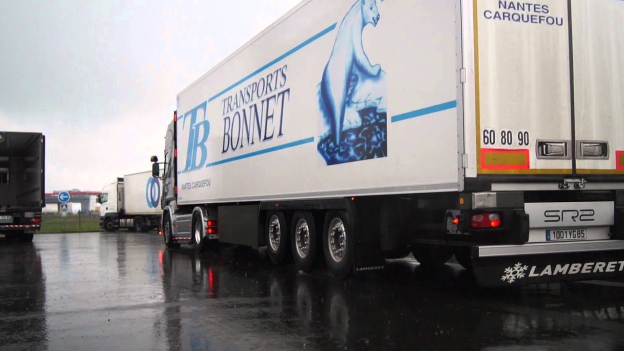 Scania R620 V8 Transports Bonnet ! - YouTube