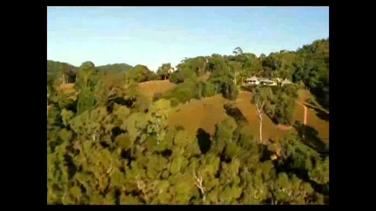 Lugger Bay, Mission Beach - YouTube
