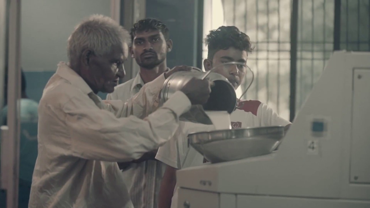 Robotic Milk Collection Unit (RMCU) - YouTube