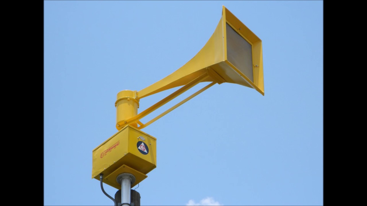 Spooky Siren Ambanice - YouTube