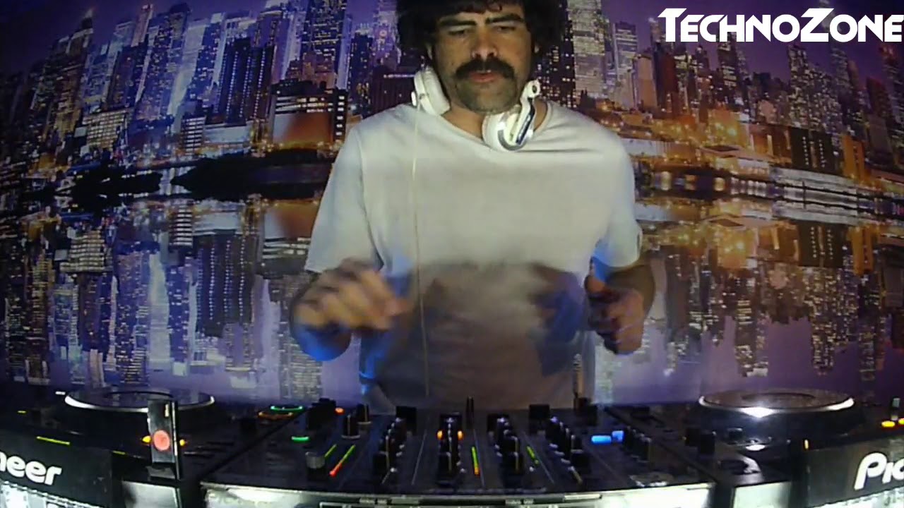 TECHNOZONE LIVE RICHI RISCO - YouTube