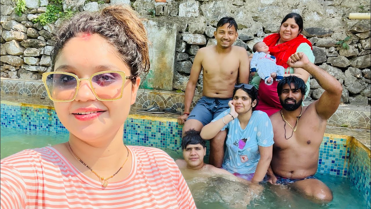 Rishikesh Vlog 😍|| Resort m ki pool party or Kari bahut sari masti 😁😍 ...