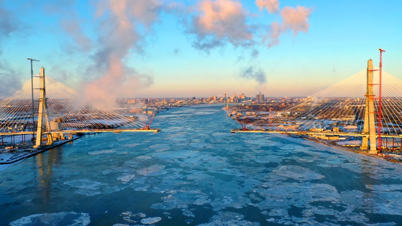 Frozen Detroit River, New Bridge, Old Bridge, Skyline (Jan2024) - YouTube