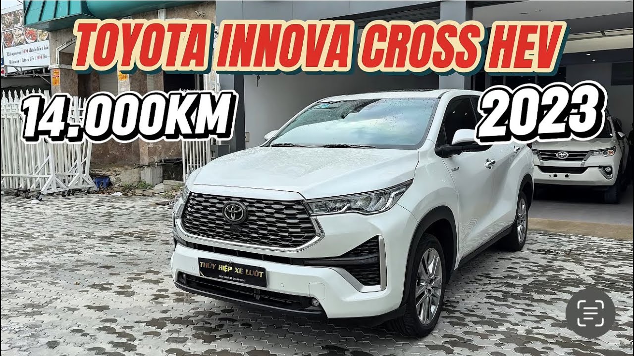 Toyota Innova Cross HEV 2023 - 14.000km - YouTube