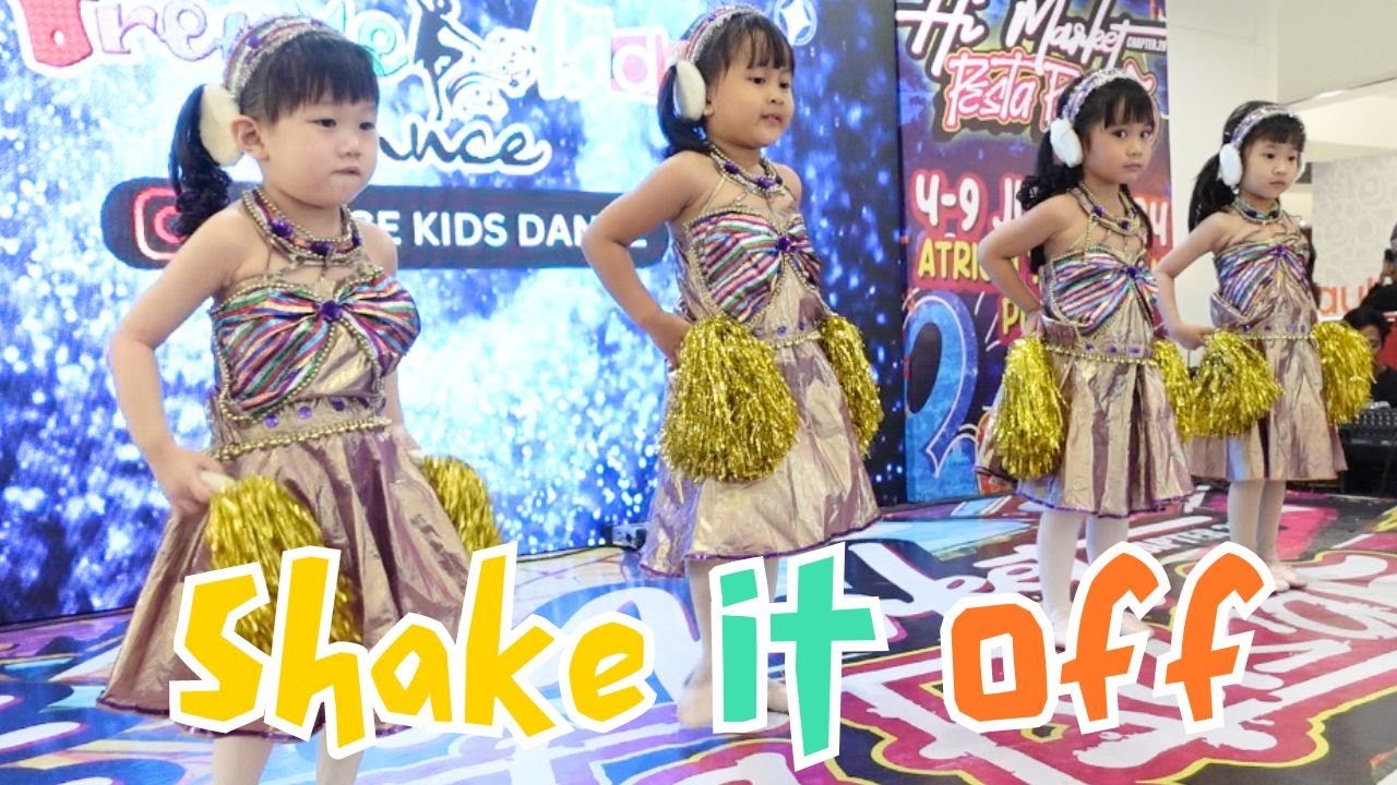 SHAKE IT OFF - Dance Performance at Tunjungan Plaza Surabaya by Frence ...