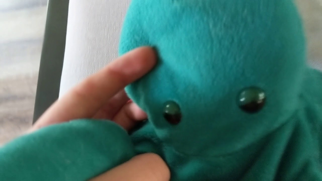 Mice in Red Box Puppet Review - YouTube