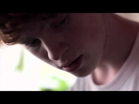 Traz :: Live from a Livingroom