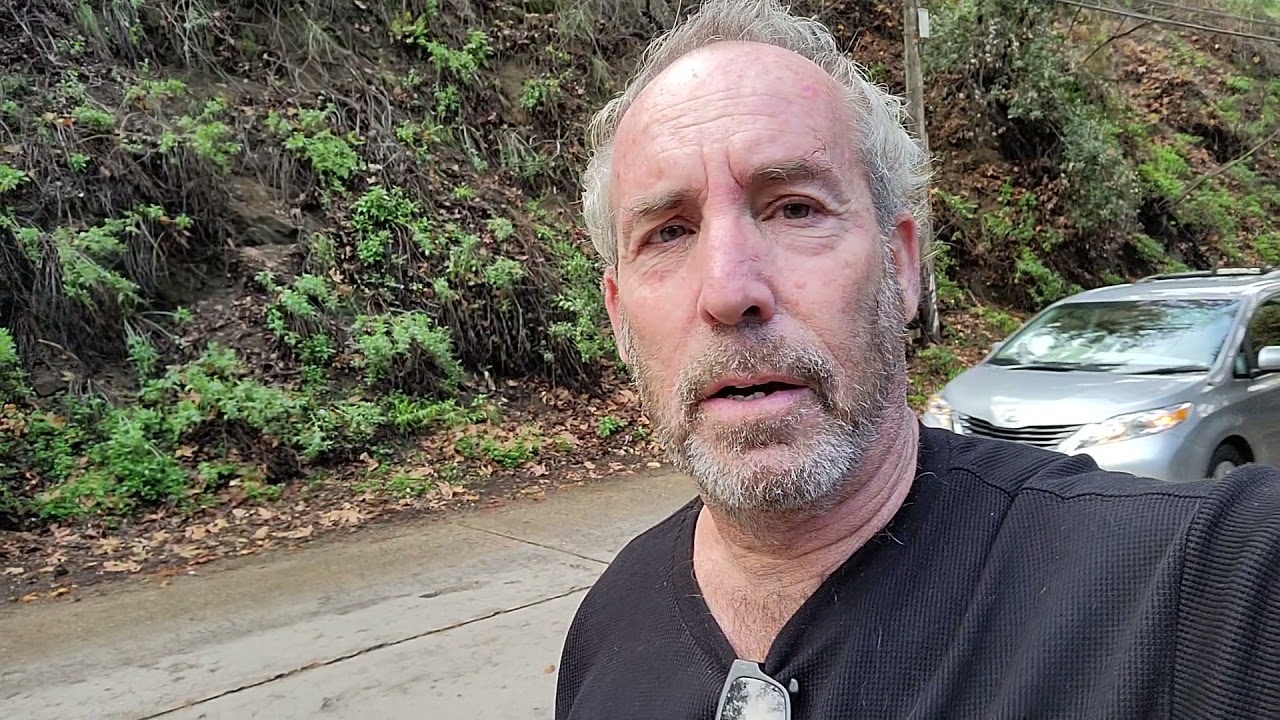 Joni Mitchell House-Made Famous In The Song "Our House" - YouTube