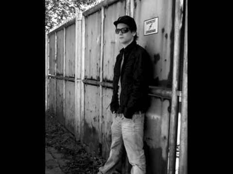 Tom Twice, Luke R - Artistic (Official Anthem 2010)