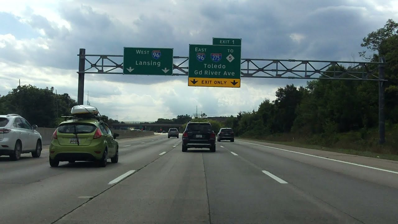 Reuther Freeway (Interstate 696 Exits 8 to 1) westbound - YouTube