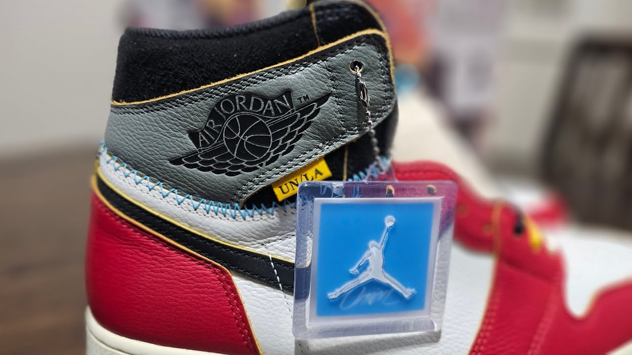 Finally got my hands on the Jordan 1 union. Rare win nice materials and ...