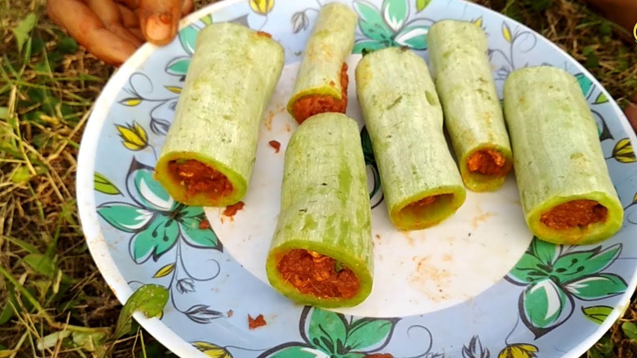 Mutton Khema with Snake Gourds Masala deep fry cooking food | Village ...