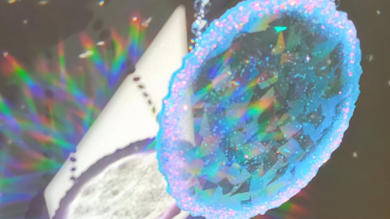 Holographic resin DIY / Making a Resin tray / Resin for beginners - YouTube