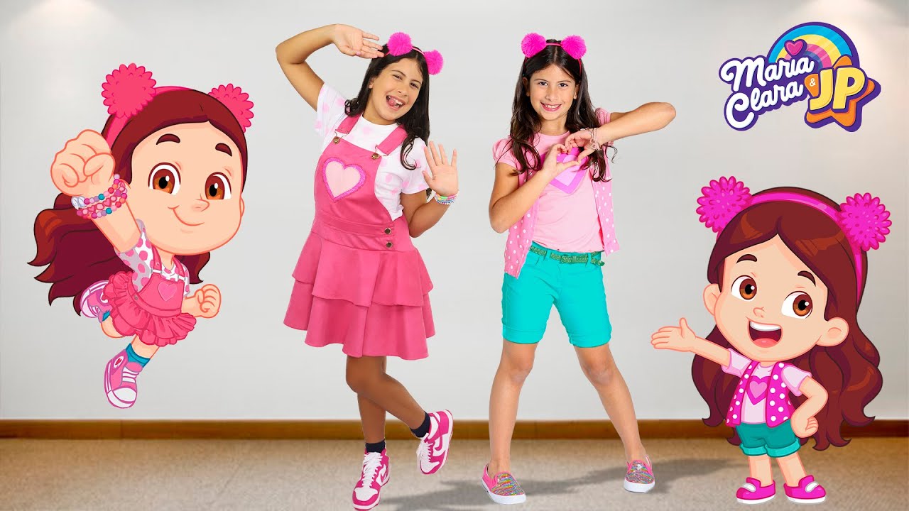 La nueva hermana gemela de María Clara - YouTube