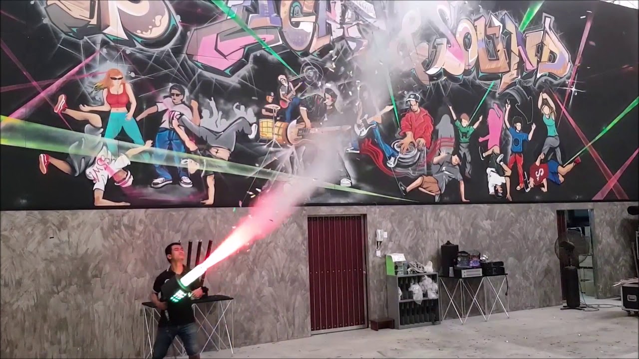 Bazooka Co2 Led Confetti para Shows Festas Stage SkyShowFX Brasil - YouTube