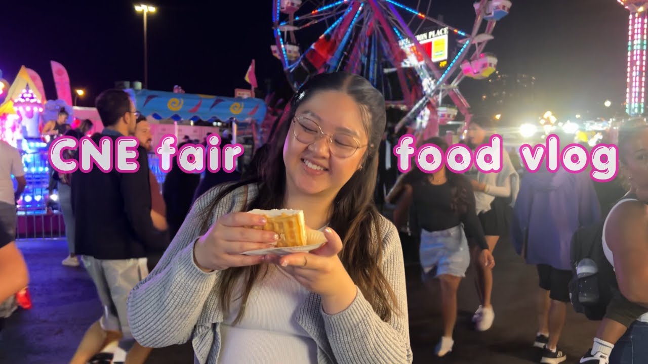🎡Toronto's CNE 2024 fair food vlog! 🌮 banh mi tacos 🐸FROG LEGS, cheesy ...