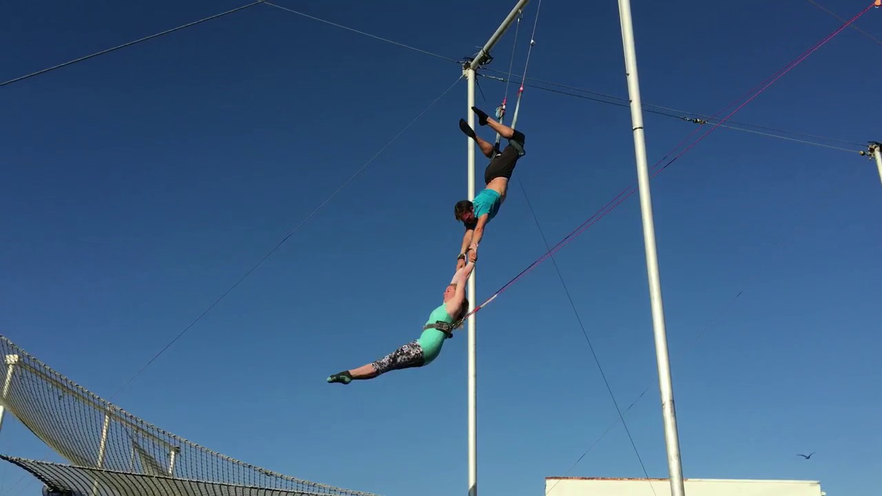 Stephanie Trapezing - YouTube