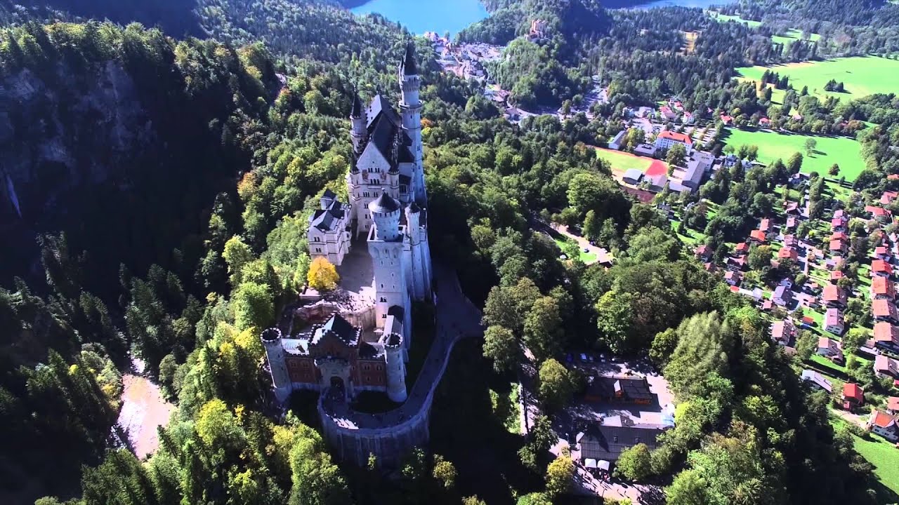 Neuschwanstein Castle with Phantom Pro 3 - YouTube